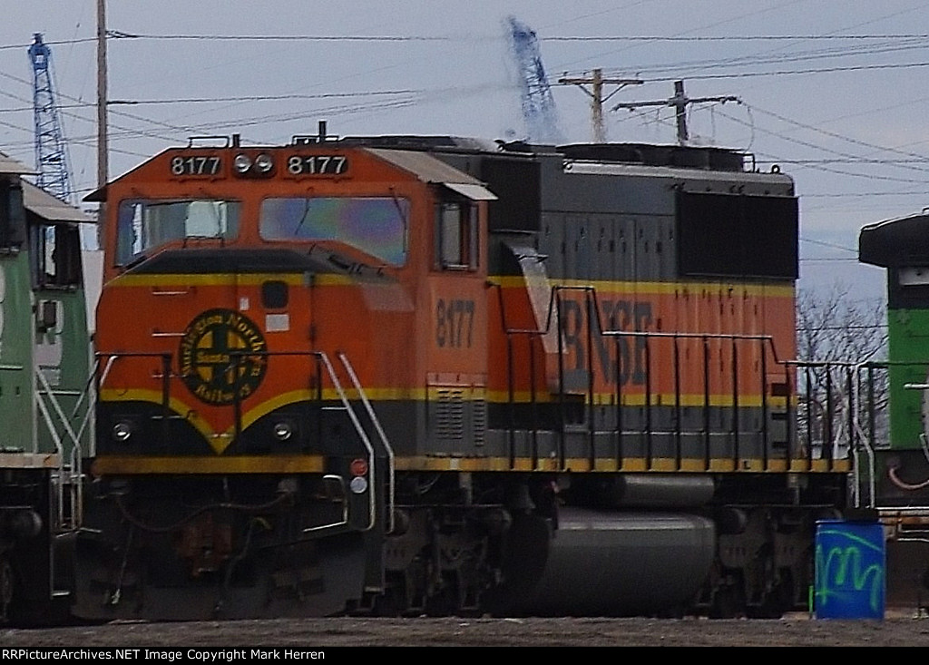 BNSF 8177